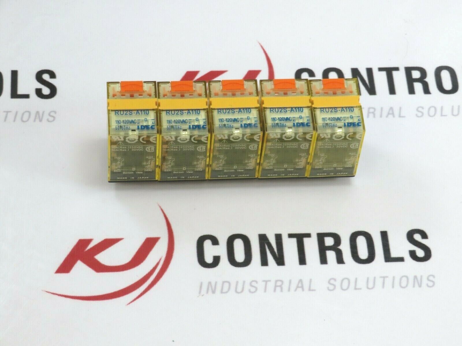 Idec RU2S-A110 Relay 8-Spade 120VAC *Lot of 5*